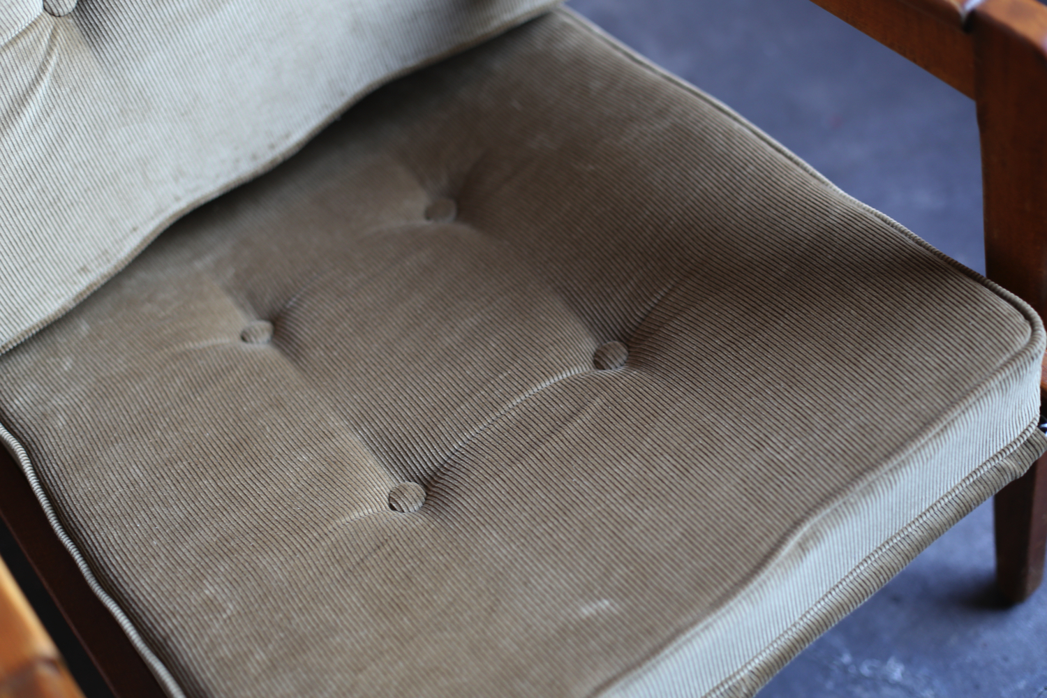 FS 105 Arm Chair by Pierre Guariche / Green corduroy fabric – es quart ...